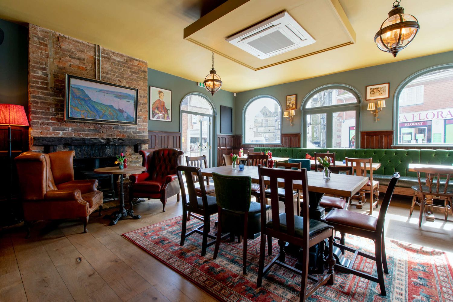 Ship Inn | pub | East Grinstead | Young's Pub