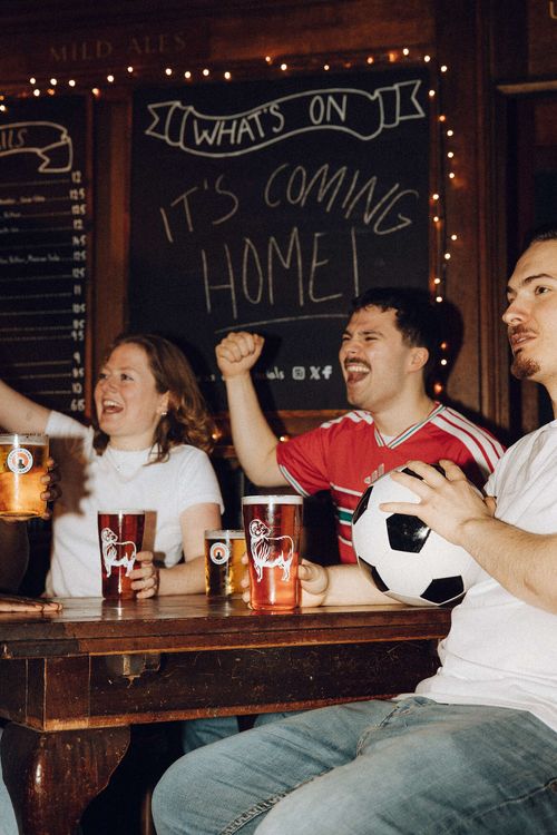 Ship Inn | pub | East Grinstead | Young's Pub